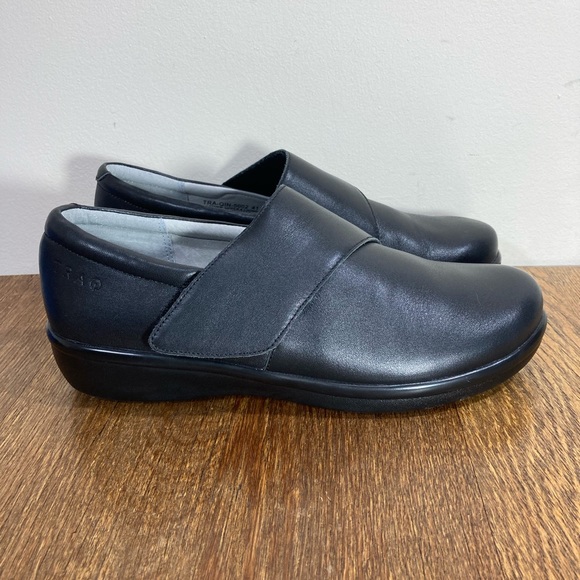 Traq by Alegria | Shoes | Alegria Traq Qin Leather Workcasual Shoe ...